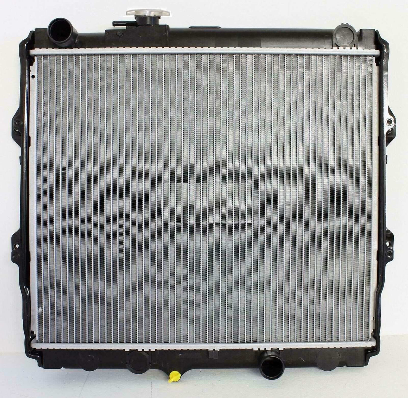 Toyota Hilux 2.5D D4D Radiator – Cool Auto Parts